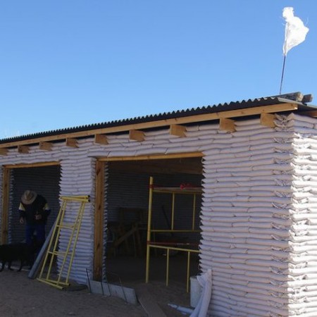 Earthbag building solutions : Design for disaster – aid, victims ...